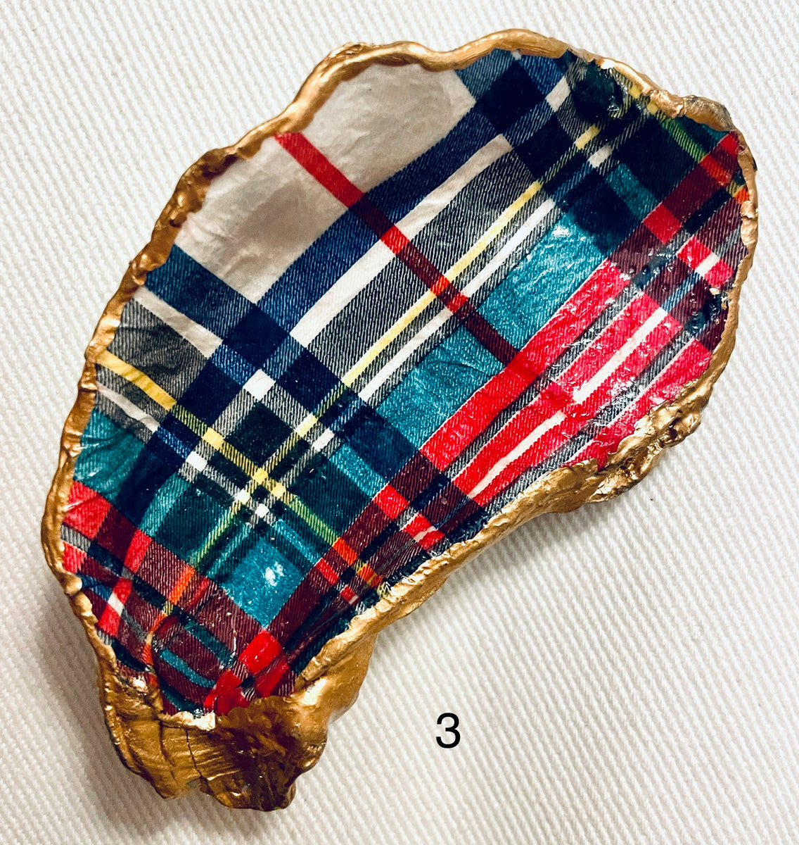 Holiday Plaid Decorative Oyster Shells – Coronet Collection